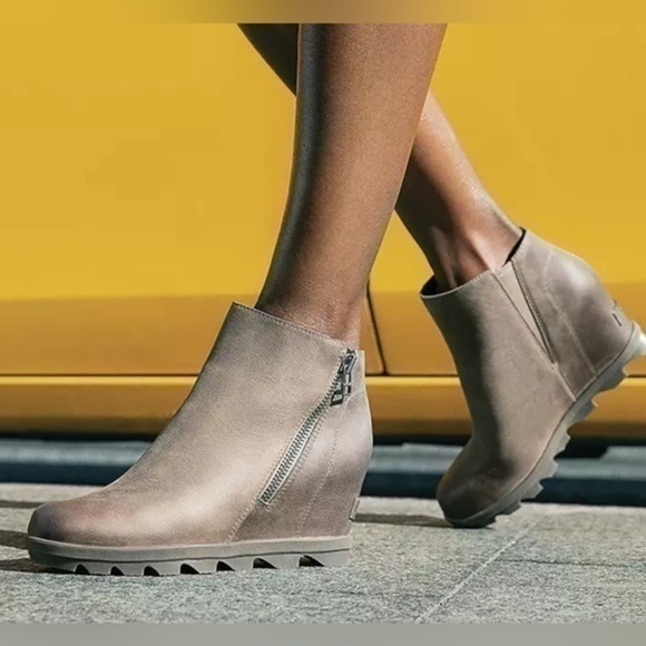 Sorel | Shoes | New Sorel Joan Of Arctic Wedge Ii Zip Bootie Grey ...